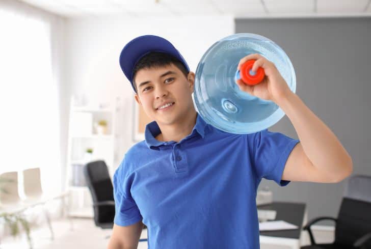 8 Common Things That Weigh 6 Pounds (Examples Inside) | Measuringly