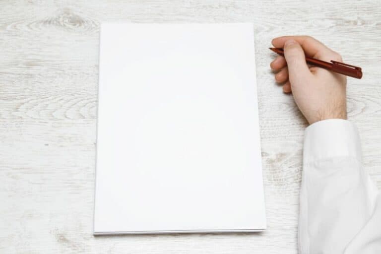 13 Common Things That Weigh About 200 Grams (+ Pics) | Measuringly