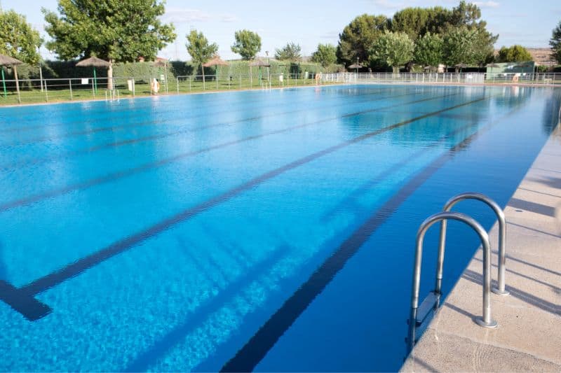 How Big is 200 Acres? 14 Common Comparisons (+Pics) | Measuringly