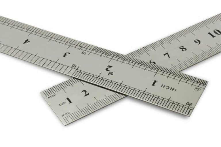 14 Common Things That Are 24 Inches Long (+Pics) | Measuringly