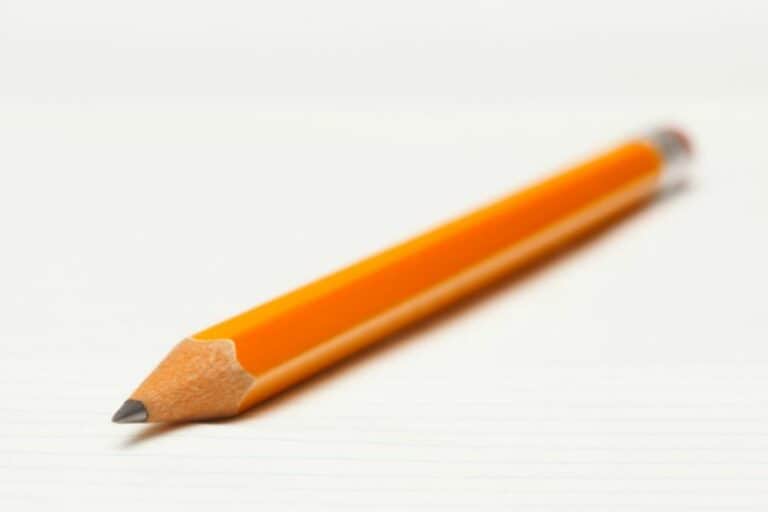 How Big is 5 Millimeters? 12 Items To Help You Visualize | Measuringly