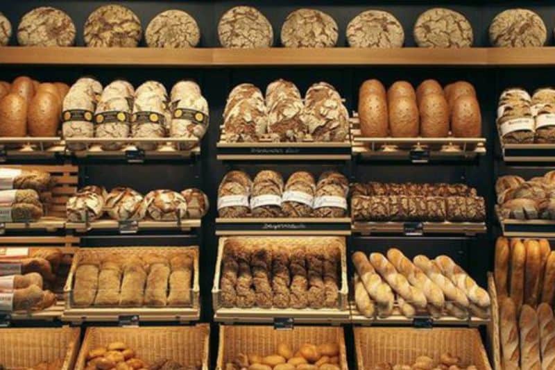 How Much Does a Loaf of Bread Weigh? (Full Guide) | Measuringly