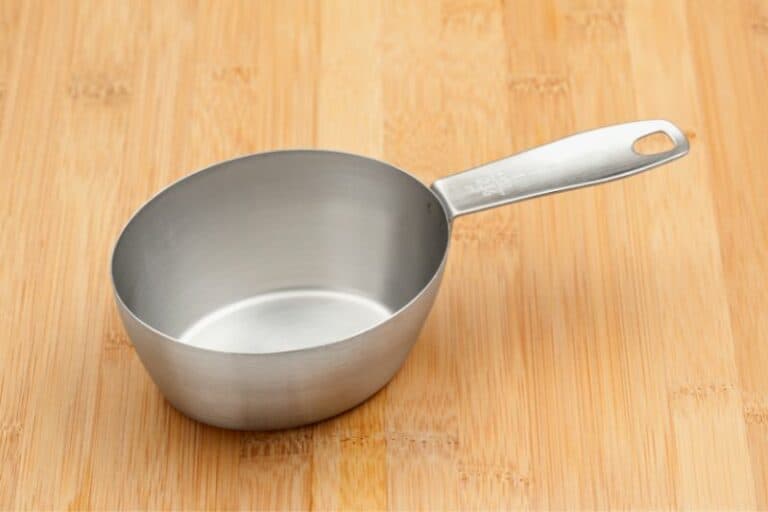 How Much is 500 Milliliters? 12 Common Comparisons (+Pics) | Measuringly