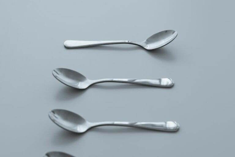 How Much is 500 Milliliters? 12 Common Comparisons (+Pics) | Measuringly